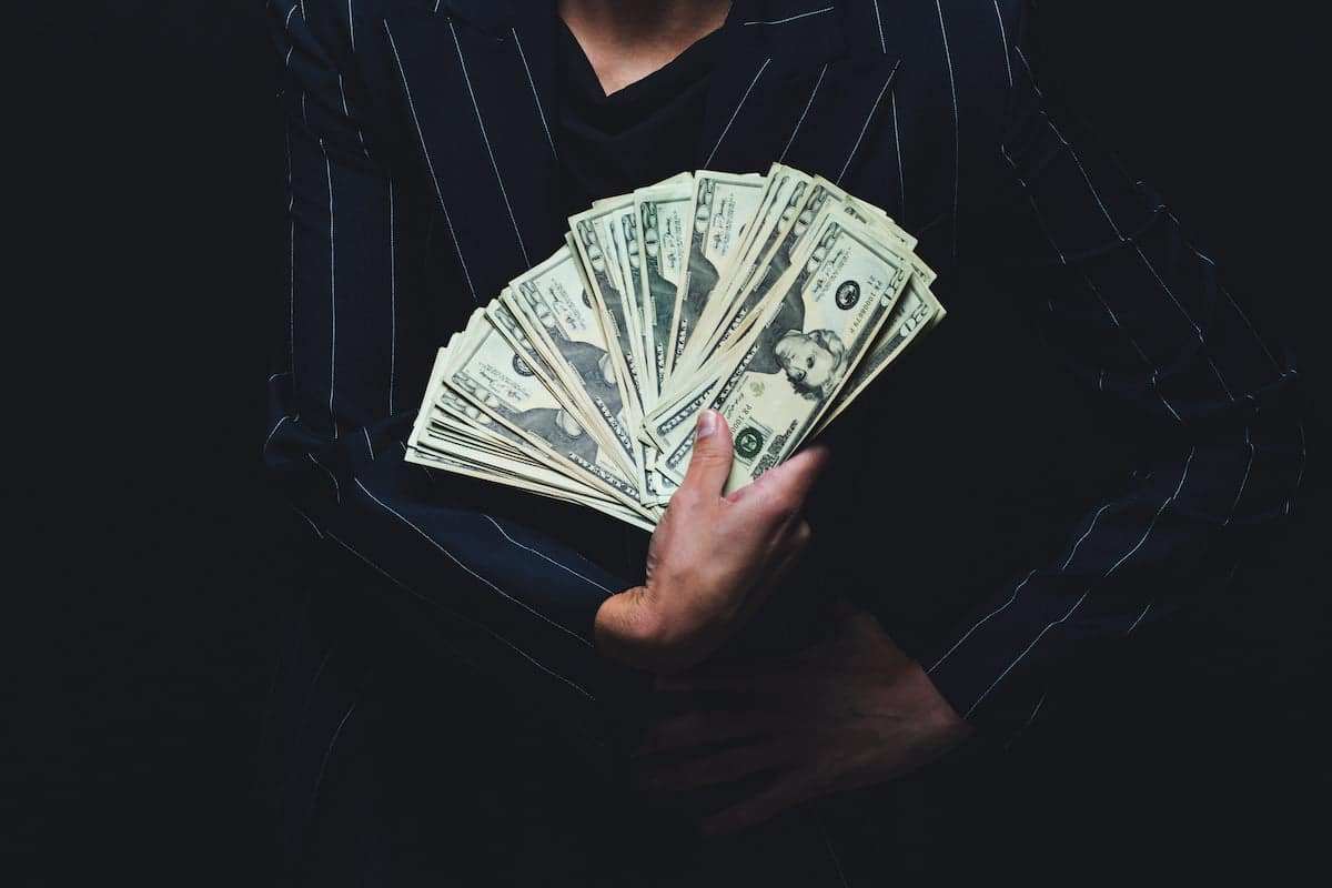 How to Flip Money: From Rags to Riches | Whippio